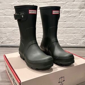 Hunter | Shoes | Hunter Mens Original Short Rain Boots Dark Olive ...